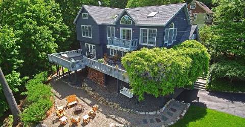 Renovated Crane house with modern amenities