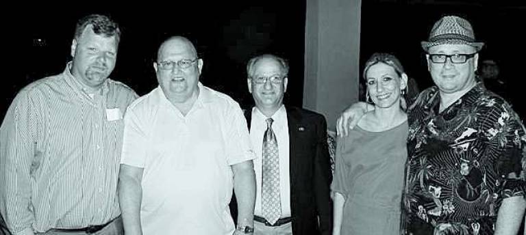 Reunion dinner brings former members back